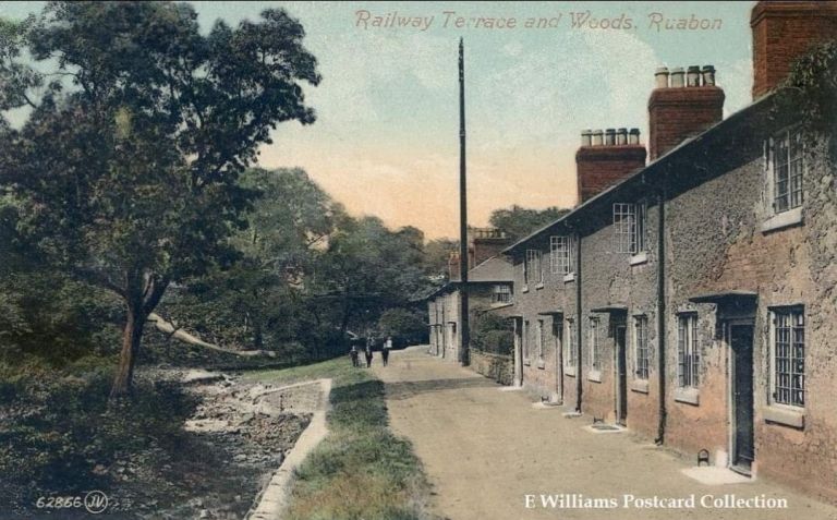 Ruabon / Rhiwabon – Then and Now – Joe the Cocker's Hikes